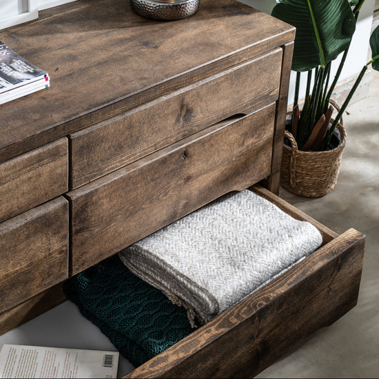 Wansbeck Wooden Chest of Drawers | Handmade Furniture